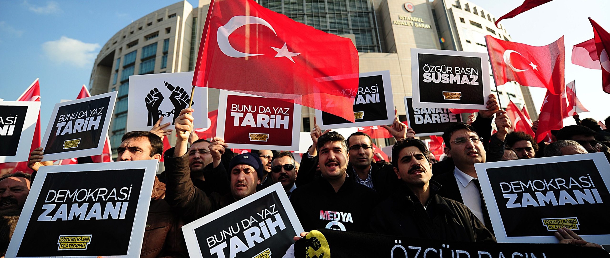 Turkey: Zaman newspaper taken over as government steamrolls press freedom