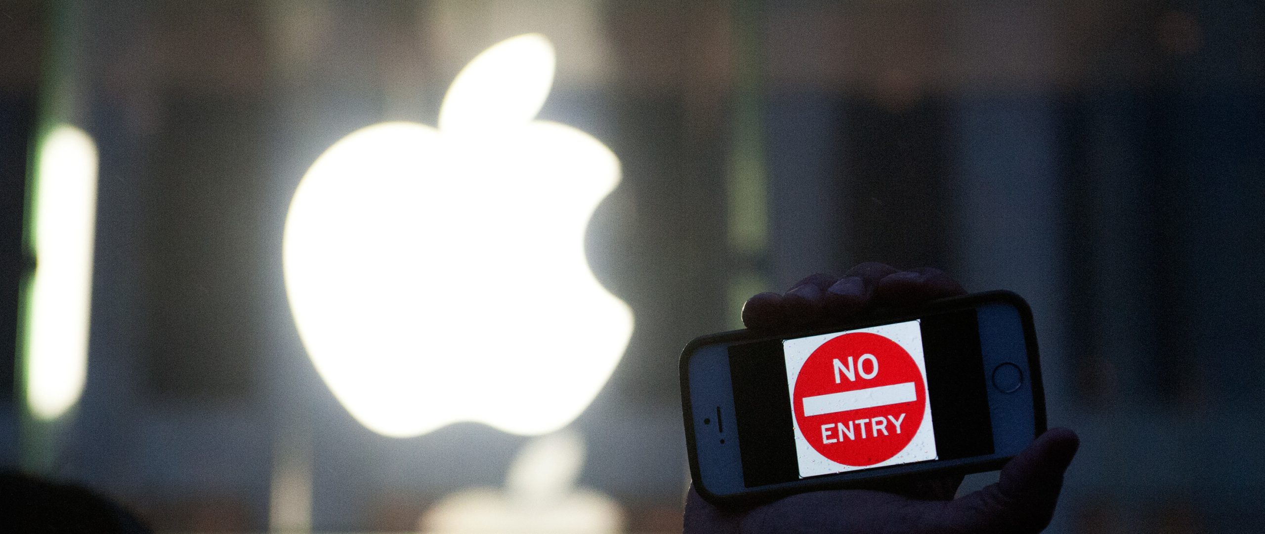 Apple v FBI: Undermining encryption opens a ‘Pandora’s Box’ for human ...
