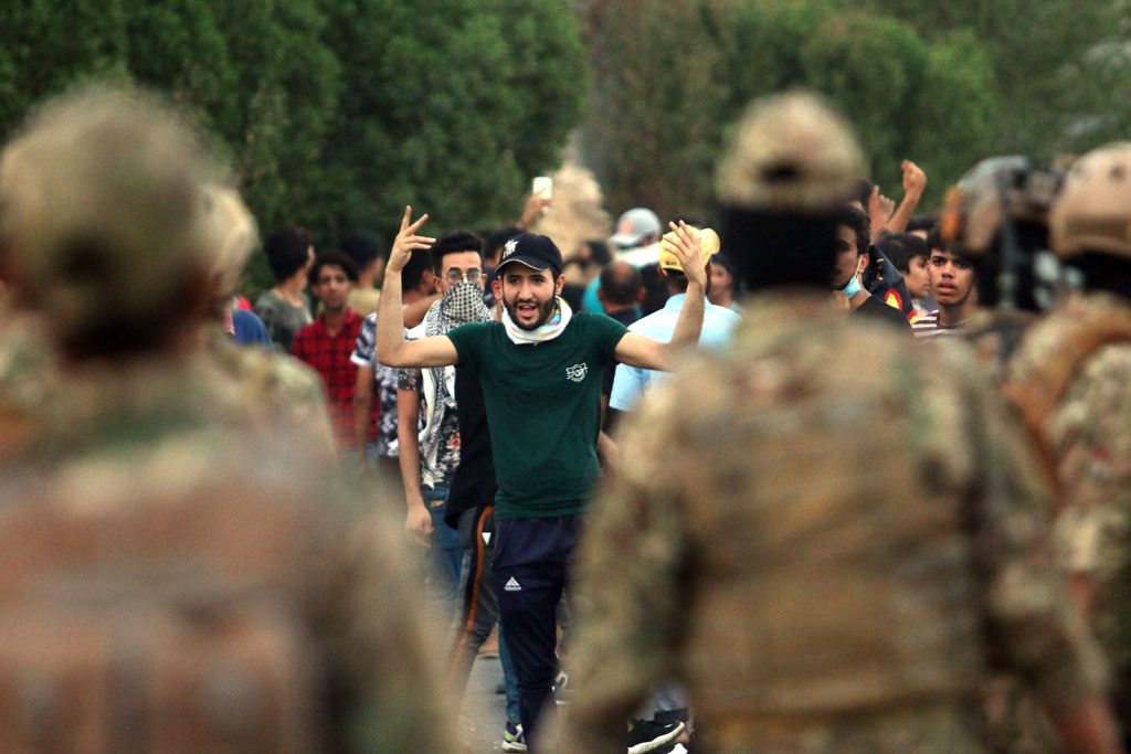 Iraq deaths of protesters in Basra must be effectively investigated