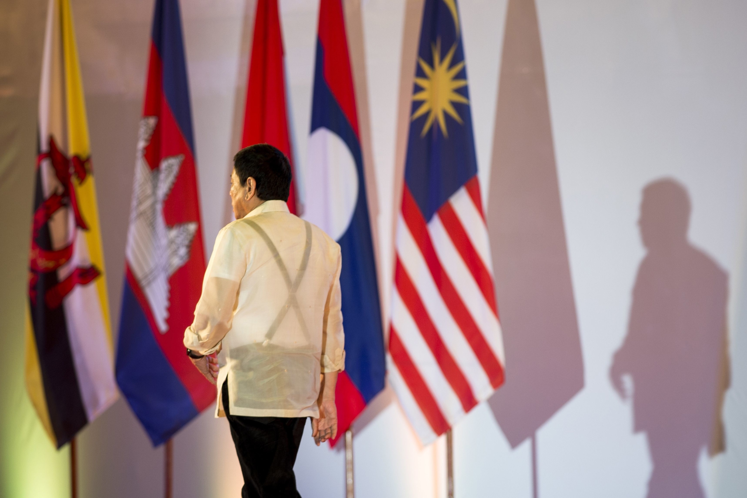 Filipinas: El año sangriento y anárquico de Duterte en el poder ...